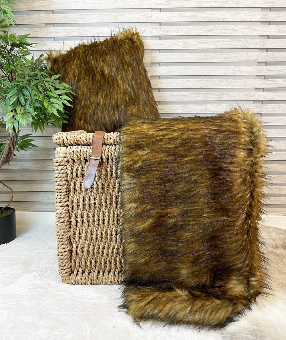 Red Panda Faux Fur Blankets | Large Faux Fur Throws | Fur Bedspreads