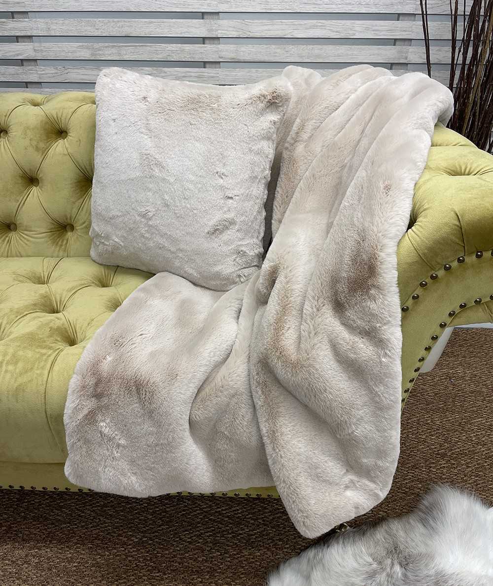 Chelsea Sandstone Fur Throw | Large Faux Fur Blanket | Beige Bedspread